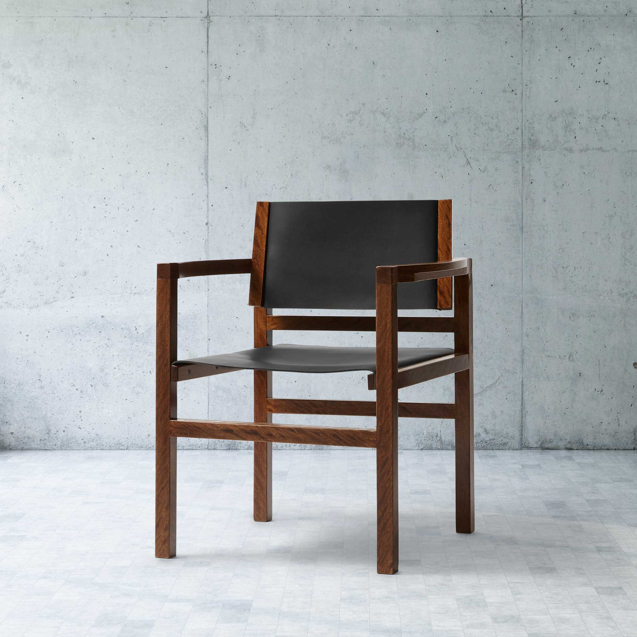 Sínte Chair - Maxton Fox