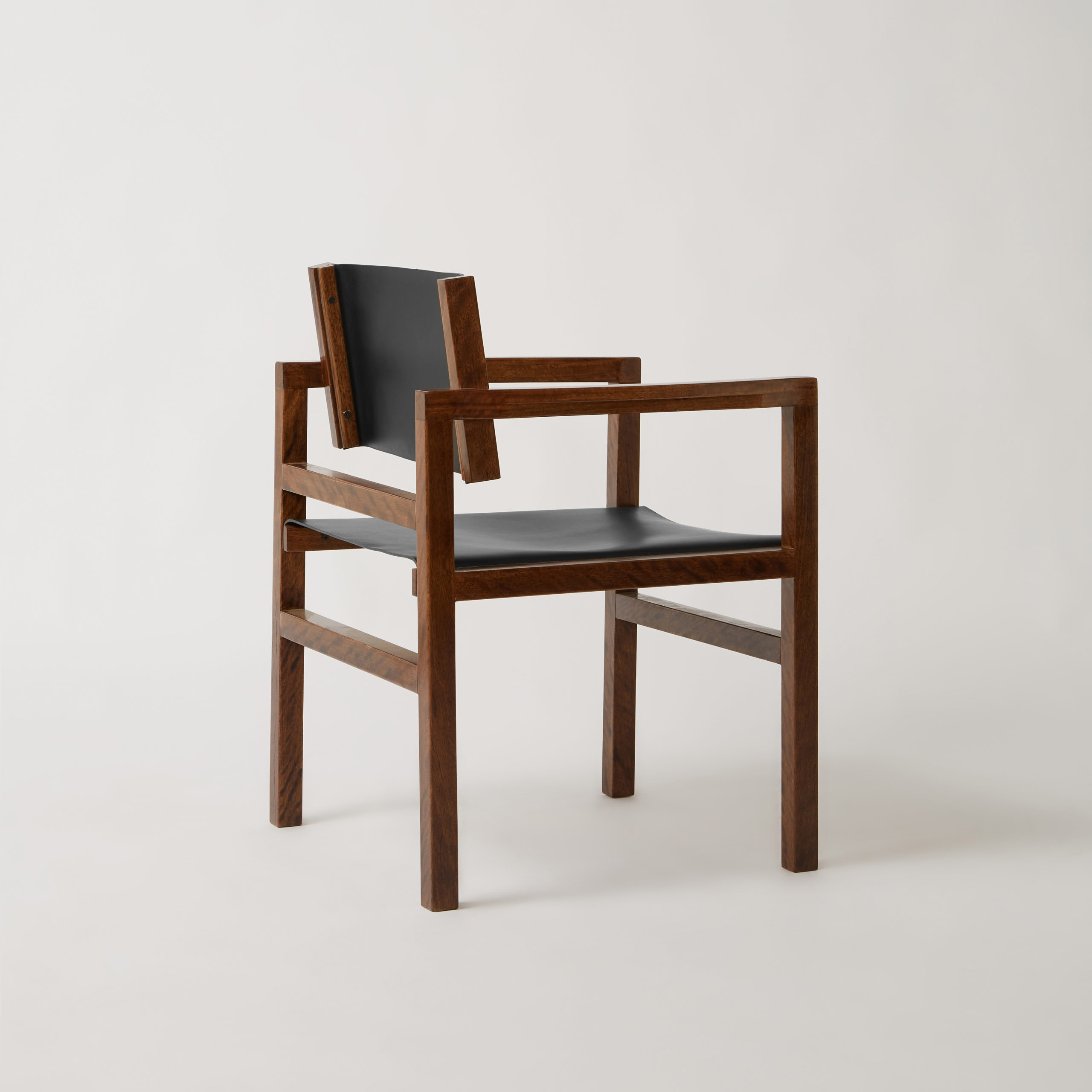 Sínte Chair - Maxton Fox