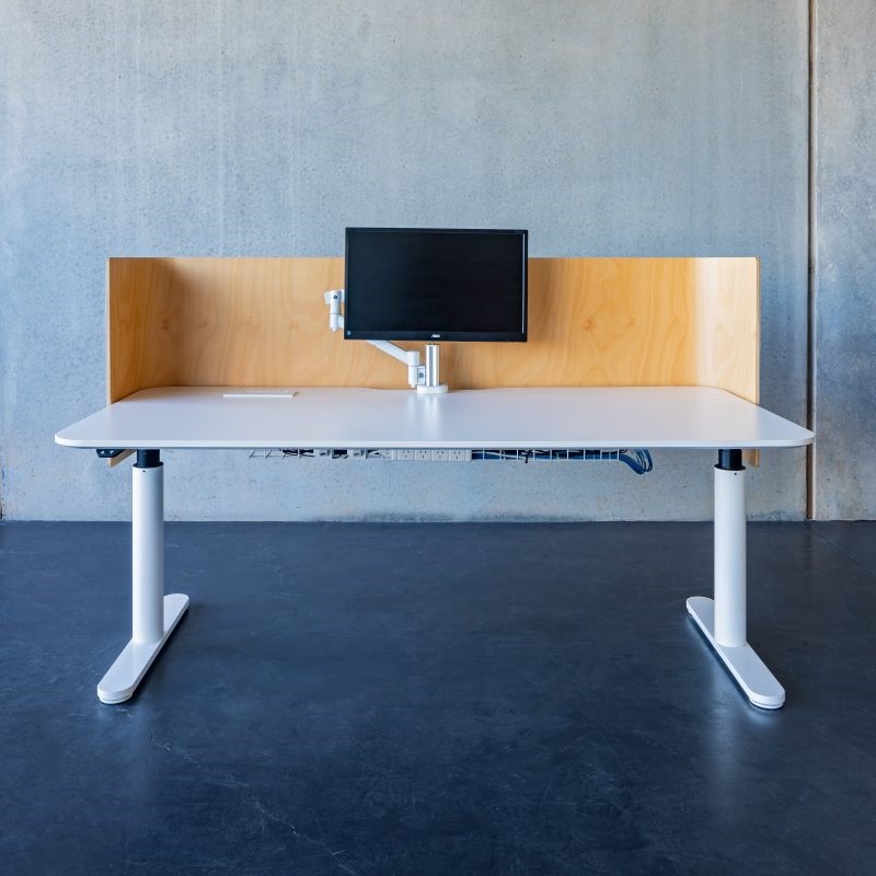 Leader Curve Sit to Stand Workstation - Maxton Fox